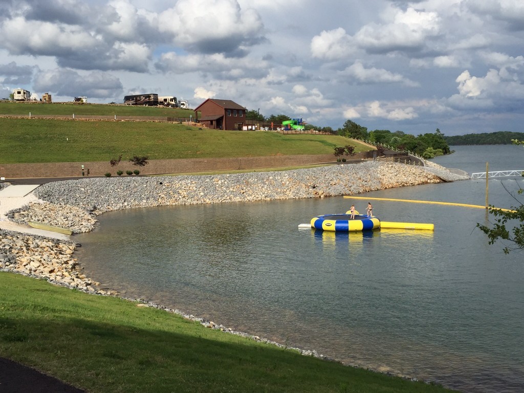 Awesome Lake View RV Resort! - RV Beagle